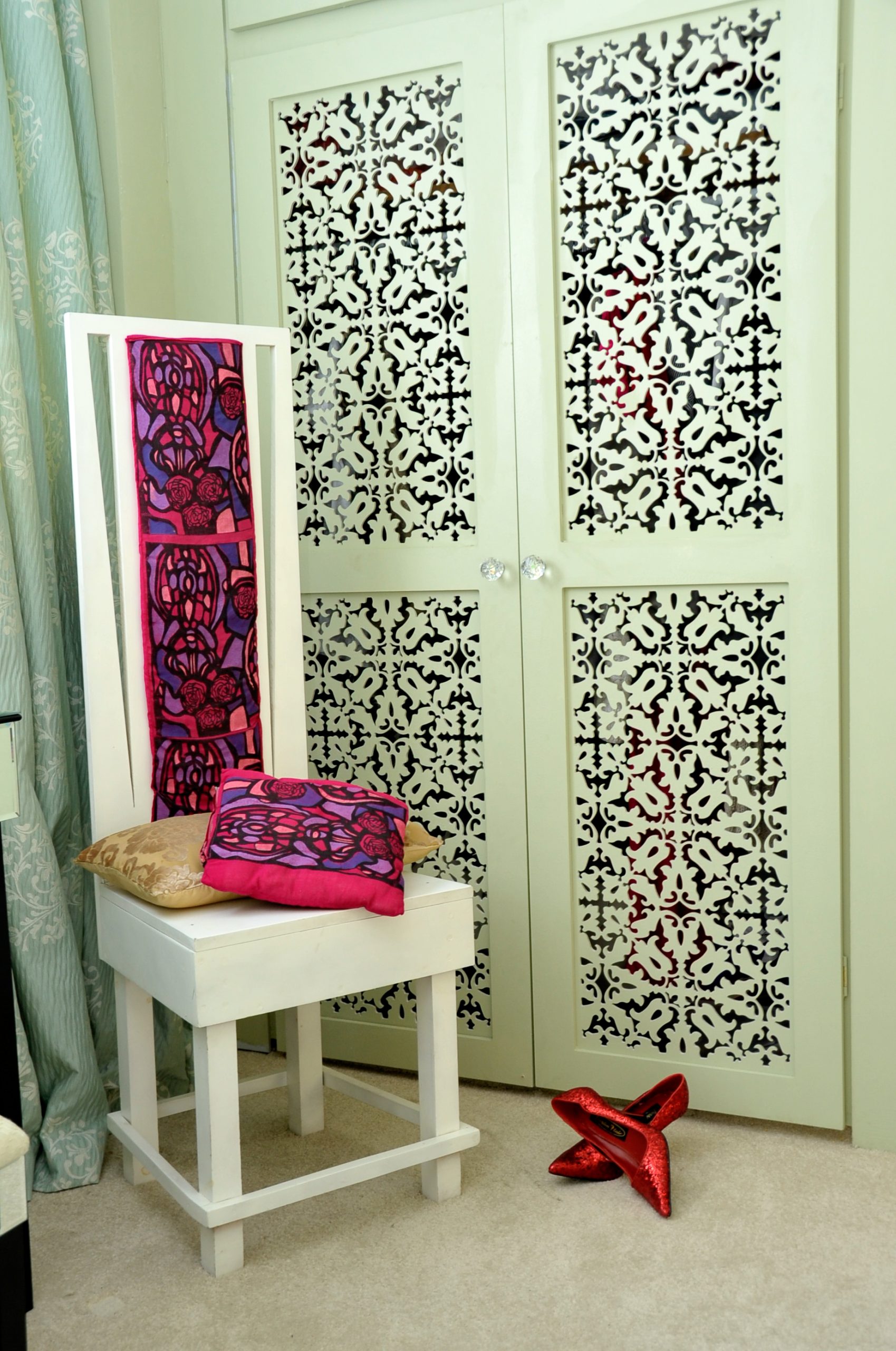 60 Minute Makeover - Fretwork Doors - Jali Gallery